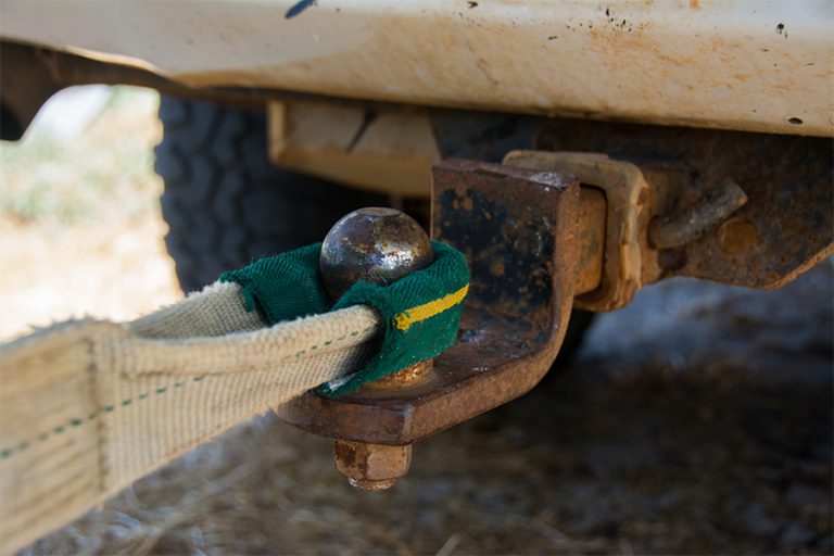 Guide to Recovering a Bogged 4WD | Snowys Blog