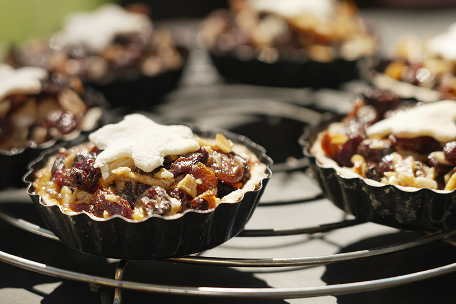 Festive Fruit Mince Pies | Snowys Blog